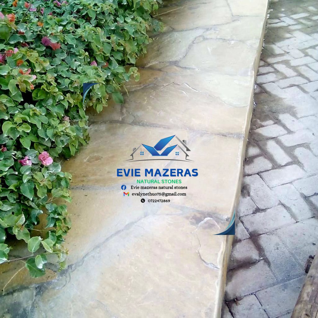 Uncut Mazeras – Evie Mazeras and Natural Stones